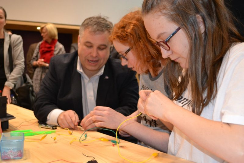 Avec le Mlab Creaform, le musée de la Civilisation de Québec initie ses ...
