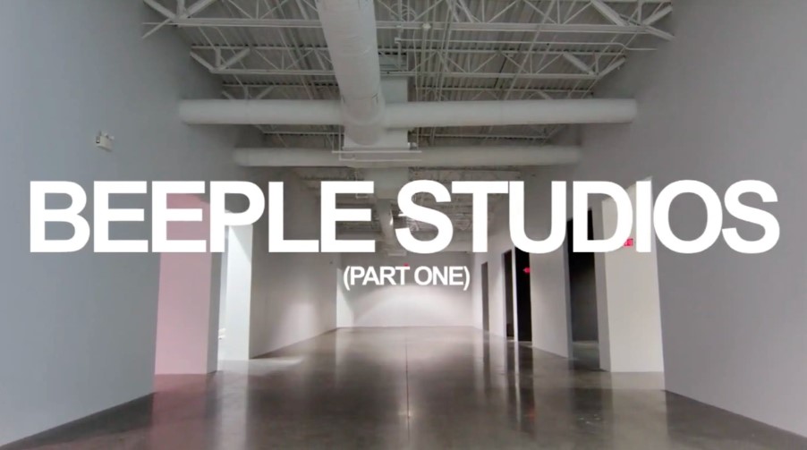 A Charleston, l’artiste Beeple va transformer un entrepôt de 5 000 mètres carrés en studio musée ...